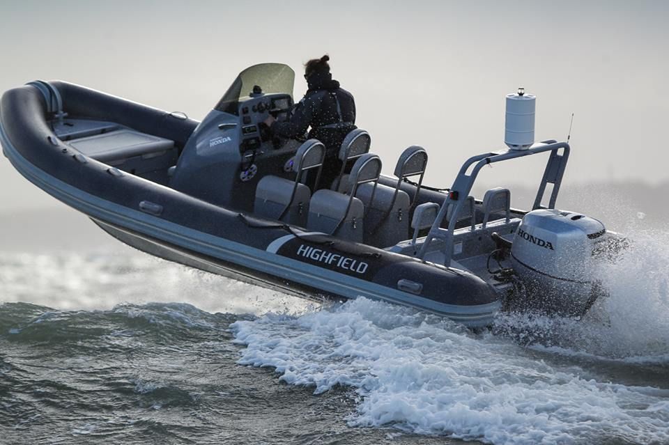 Highfield semi-rigide sur la toile ! bateaux semi-rigide robuste et ...