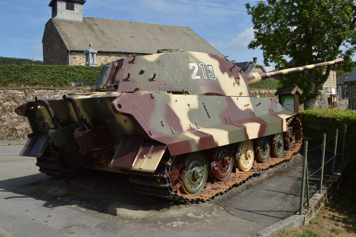 Battle of the Bulge: Bastogne, Houffalize, La Gleize, Manhay - Tanks et ...