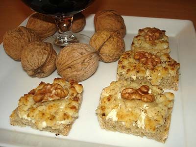 Toast au Fromage Frais et Crumble aux Noix - La Cuisine des Jours...
