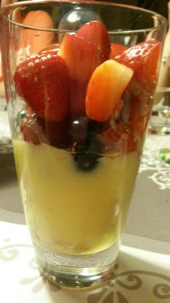 Coupe de fruits et sa crème vanille - Dans la cuisine de Nathalie