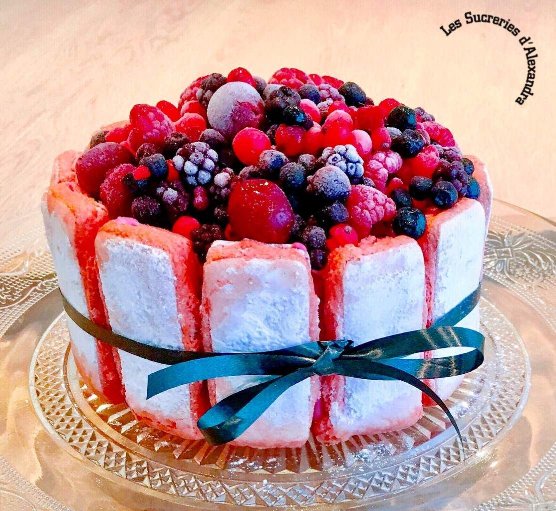 Charlotte aux fruits rouges . - Les sucreries d'Alexandra