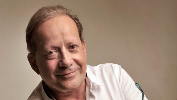 Littérature: «Rock Sakay», le premier roman du dramaturge français ...