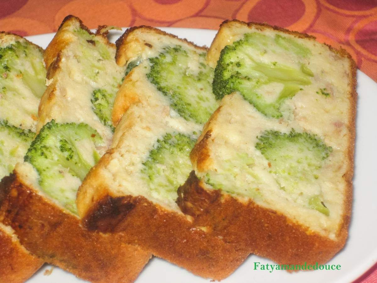 Cake au brocolis - Les recettes de Faty