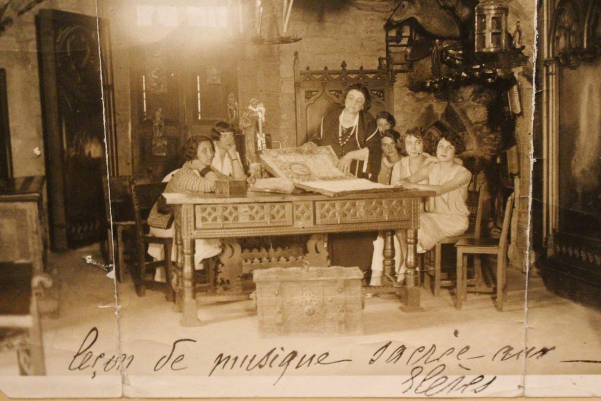 Sur les traces d'Emma Calvé -Dilili à Paris (2) - Madame Rhinocéros