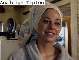 LUCY - CINEREVES ACTERIEUR DU CINEMA