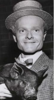 ROBERT EASTON - CINEREVES ACTERIEUR DU CINEMA