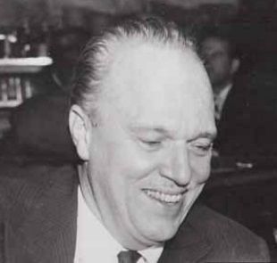 JOSHUA LOGAN - CINEREVES ACTERIEUR DU CINEMA