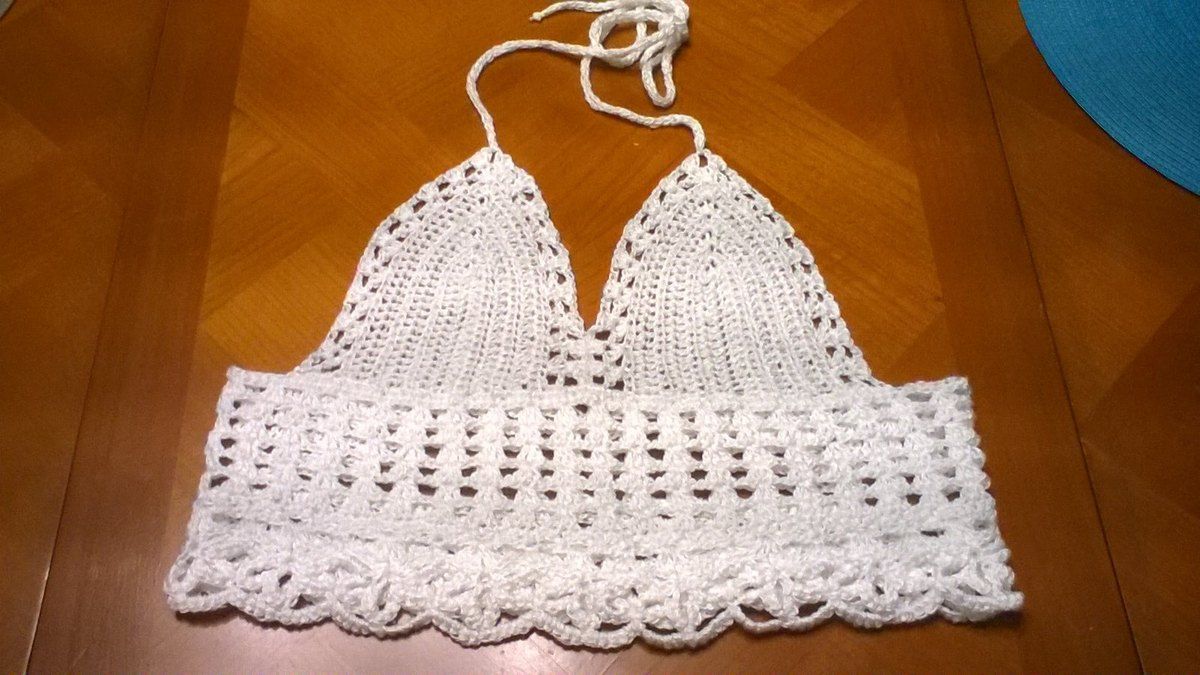 Crop top au crochet - Les pensées de Mémé-Yoyo