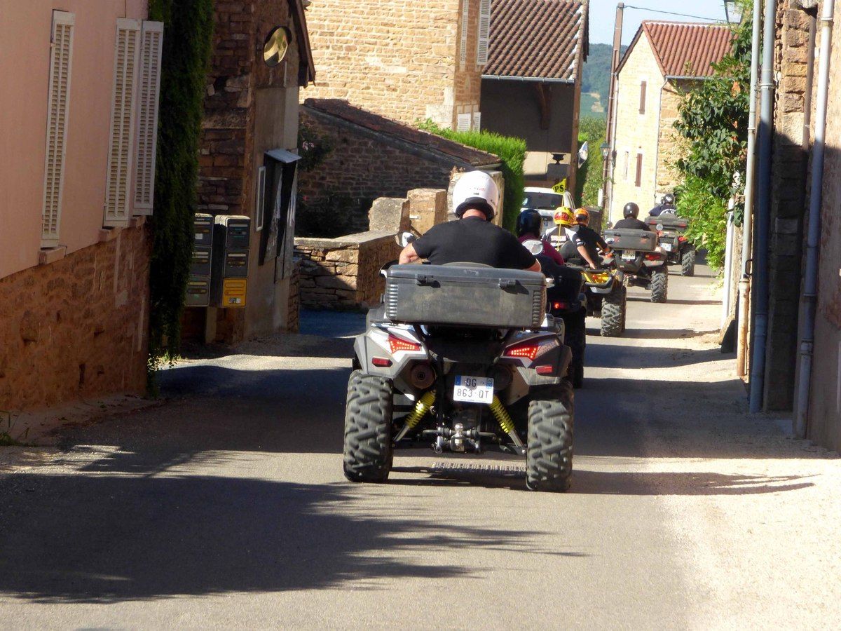 David Douillet et Damin Abad par monts et par Pont-de-Vaux. - LJPDV