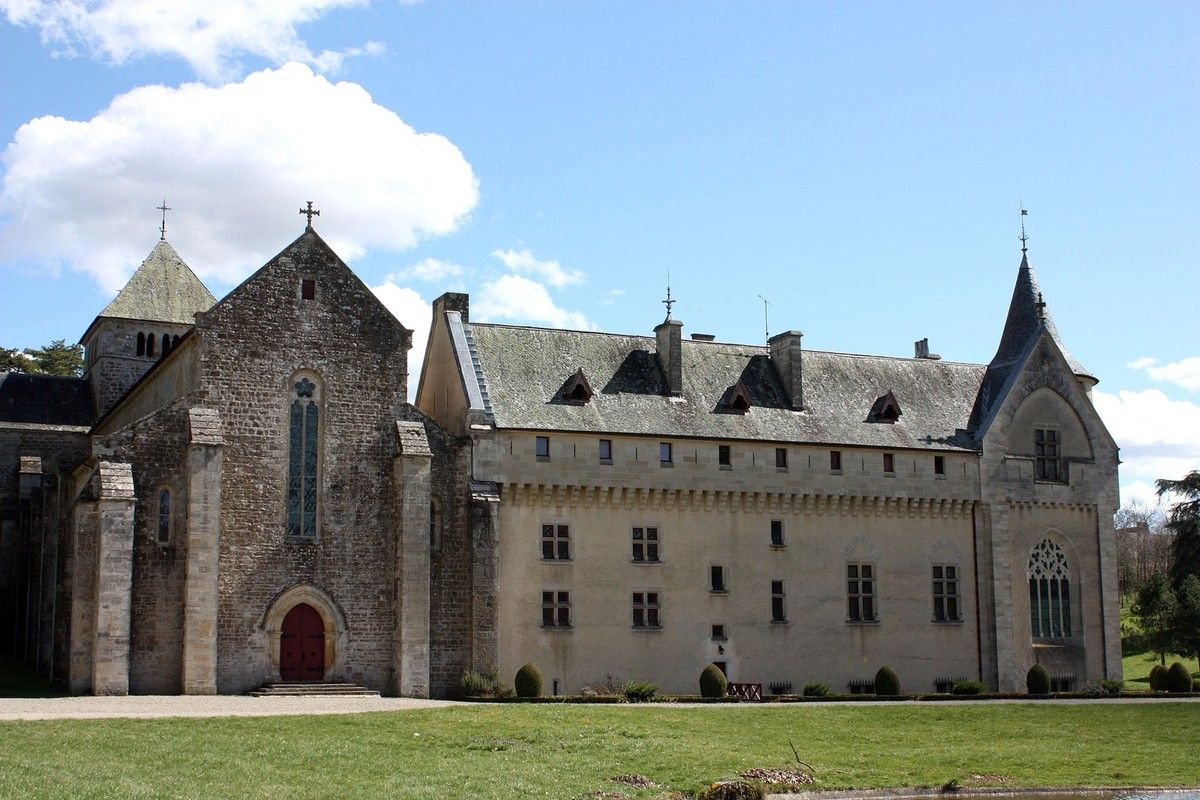 TRESORS DU PATRIMOINE FRANCAIS : ABBAYE DE LOC-DIEU (AVEYRON) - VICTOR ...