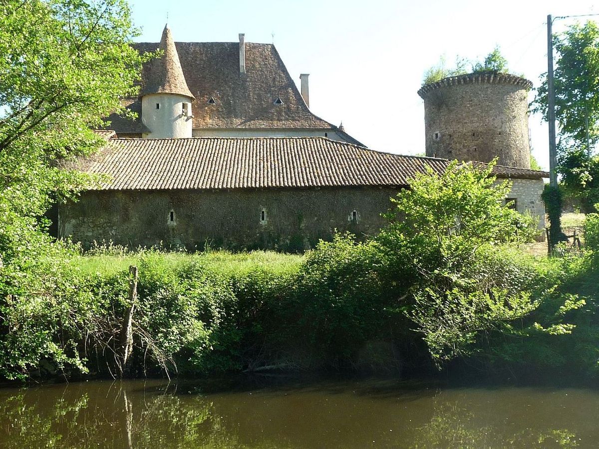 TRESORS DU PATRIMOINE FRANCAIS : MONTBRON (CHARENTE) - LE CHATEAU DE ...