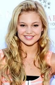 Olivia Holt alias Lindy Waston - Mode&Star