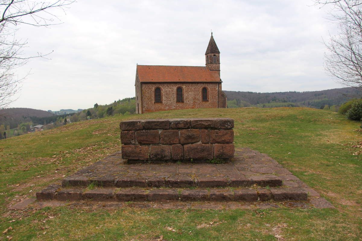 Petite balade à travers les plus beaux villages de France - BRODEV
