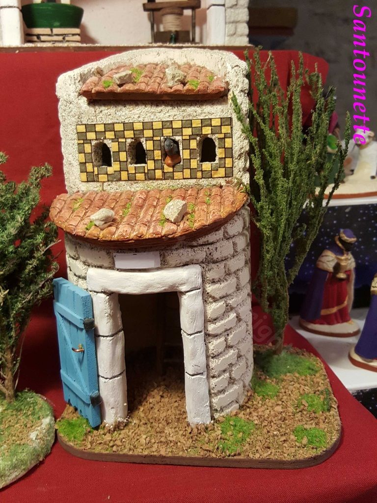 Le salon des santonniers et créchistes de Pernes-Les-fontaines 2018 2 ...