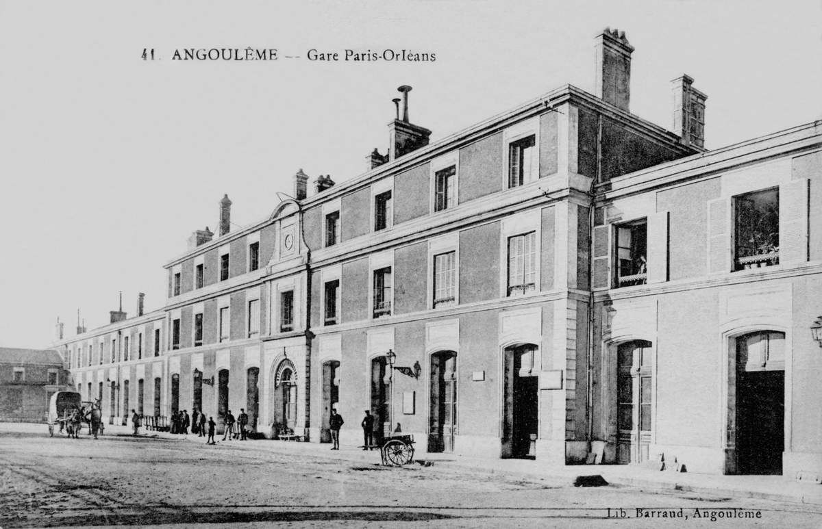 1852 : Le premier train entre en gare d'Angoulême - Histoires de Charente