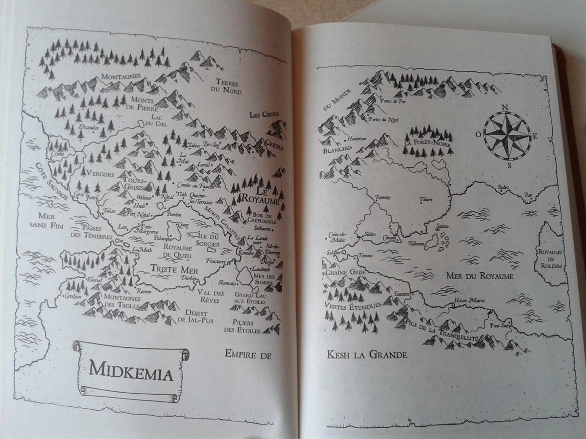 " MAGICIEN " 1. L'Apprenti, de Raymond E. Feist, (1982) 2005 - Les ...