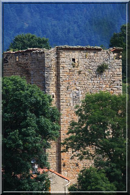 Diaporama château de Mirabel - Château féodal et ruine médiévale