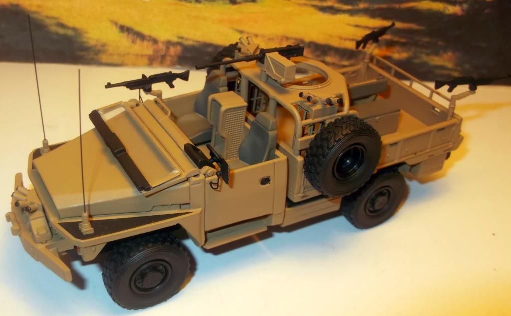 Acmat VLRA 2 TDE 4.36 Commando au 1:48 (par François T.) - Milinfo
