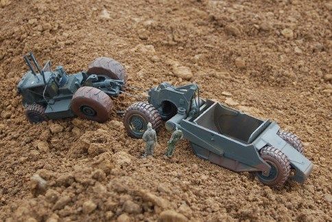 Scraper Caterpillar DW20 M au 1/50 (par Yves P.) - Milinfo