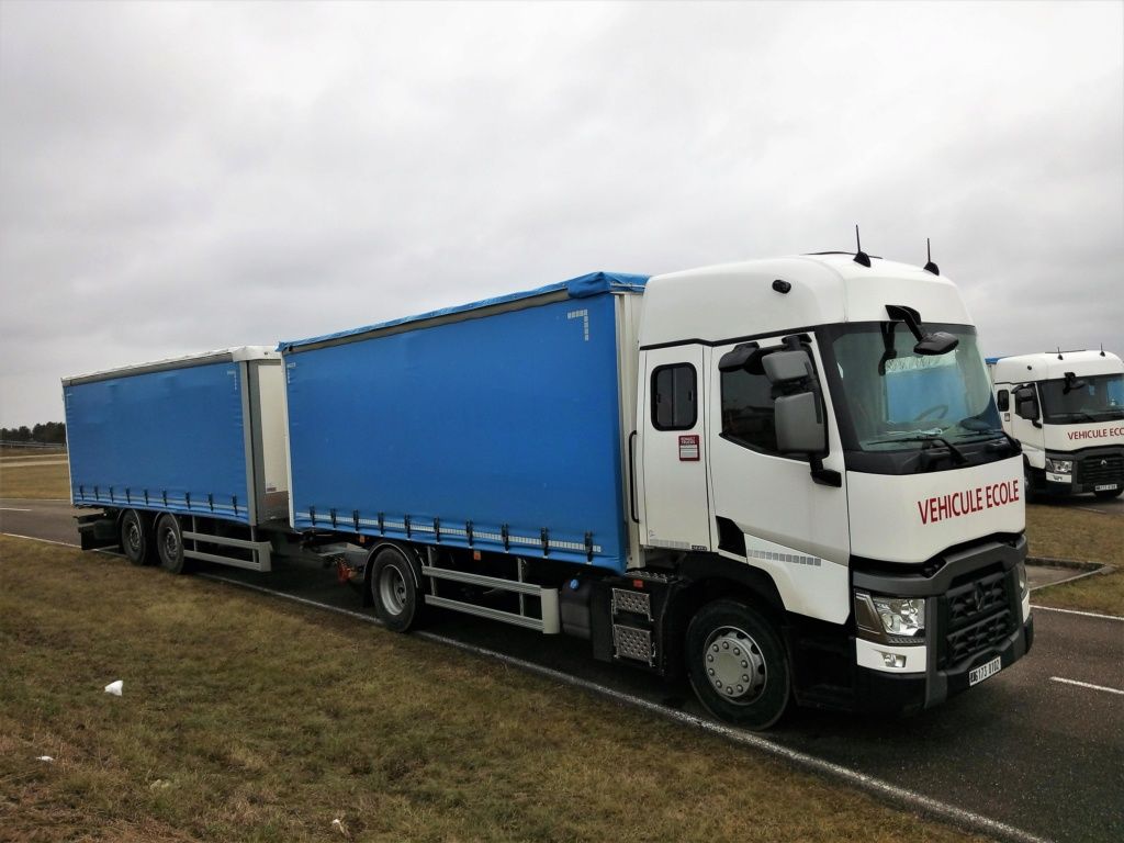 Train routier RENAULT T 430 véhicule-école (par Pascal Btr) - suite 6
