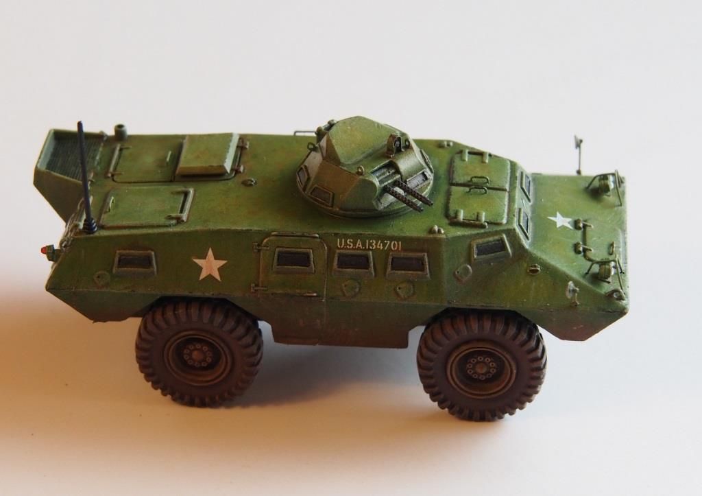 Cadillac Gage V100 Commando (1/50 - base Solido - David C.) - Milinfo