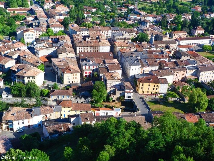 BÉLESTA en Ariège, 1ère partie. - www.belcaire-pyrenees.com