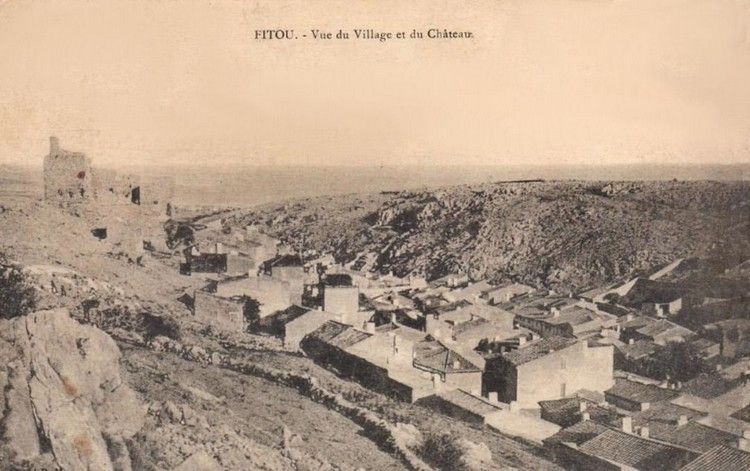 Le château de FITOU - www.belcaire-pyrenees.com