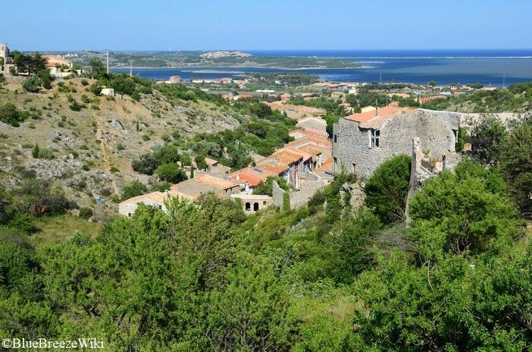 Le château de FITOU - www.belcaire-pyrenees.com