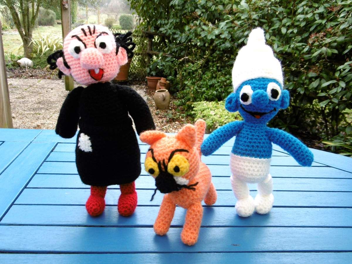 Schtroumpf et Gargamel et le chat Azraël, Amigurumi au crochet - Le ...