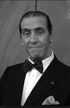 Harkis : le colonel Aziz Méliani saisit Emmanuel Macron - Bienvenue à ...