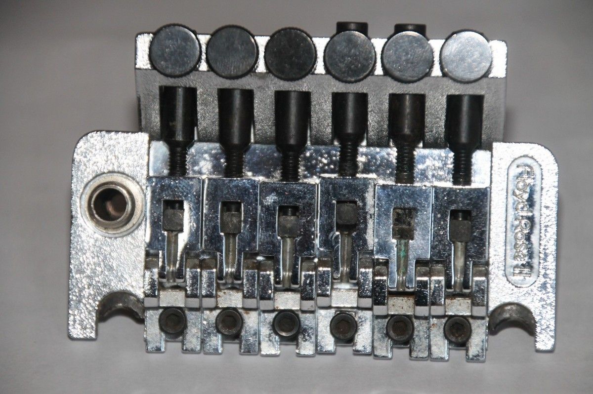 Dossier : Les vibratos de type "Floyd Rose"