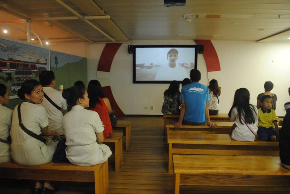 MV LOGOS HOPE Goes To Cebu: The Floating Bookstore - My Subject