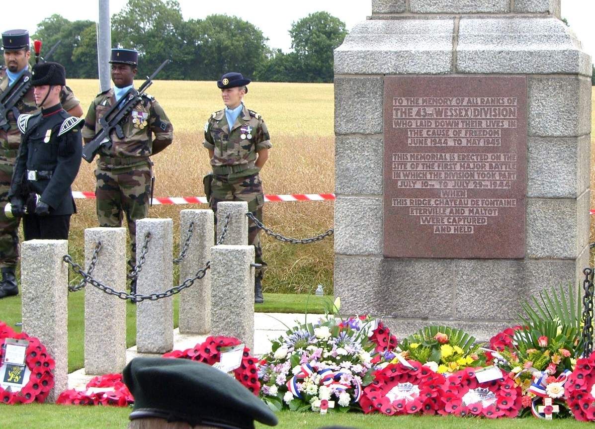 le 10 juil.1944 la div.Wessex ; 10th july 1944 43rd Wessex div ...