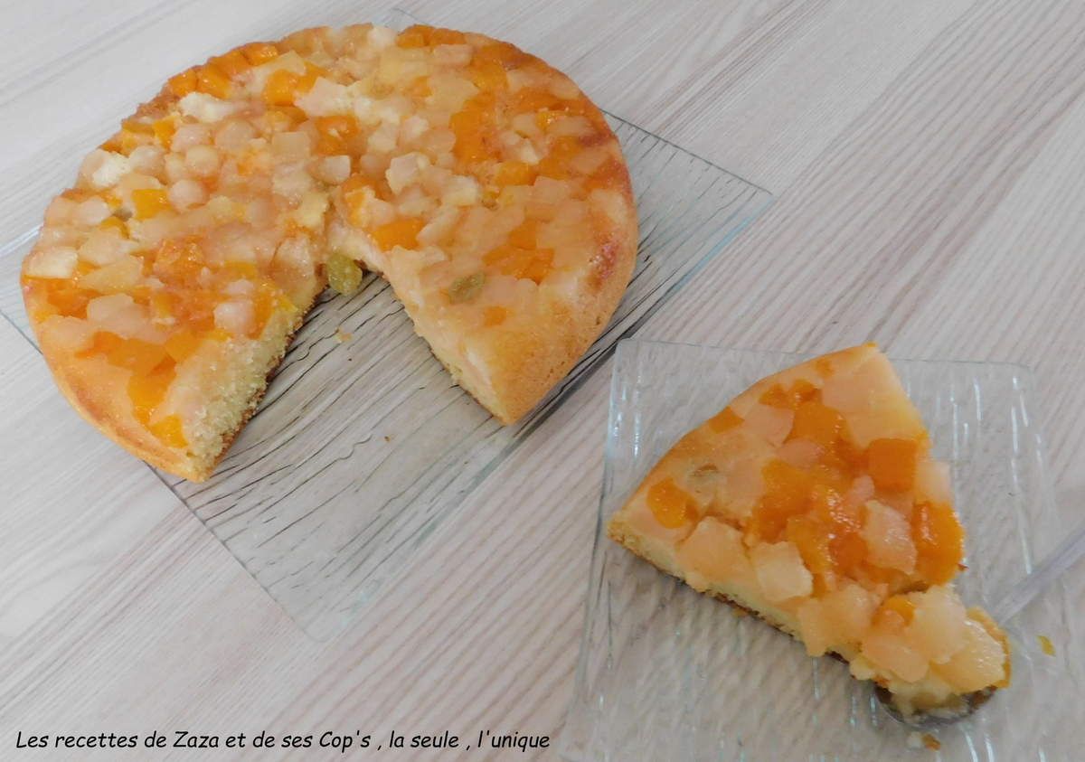 Gâteau renversé aux fruits au sirop et à la fleur d'oranger - Les ...