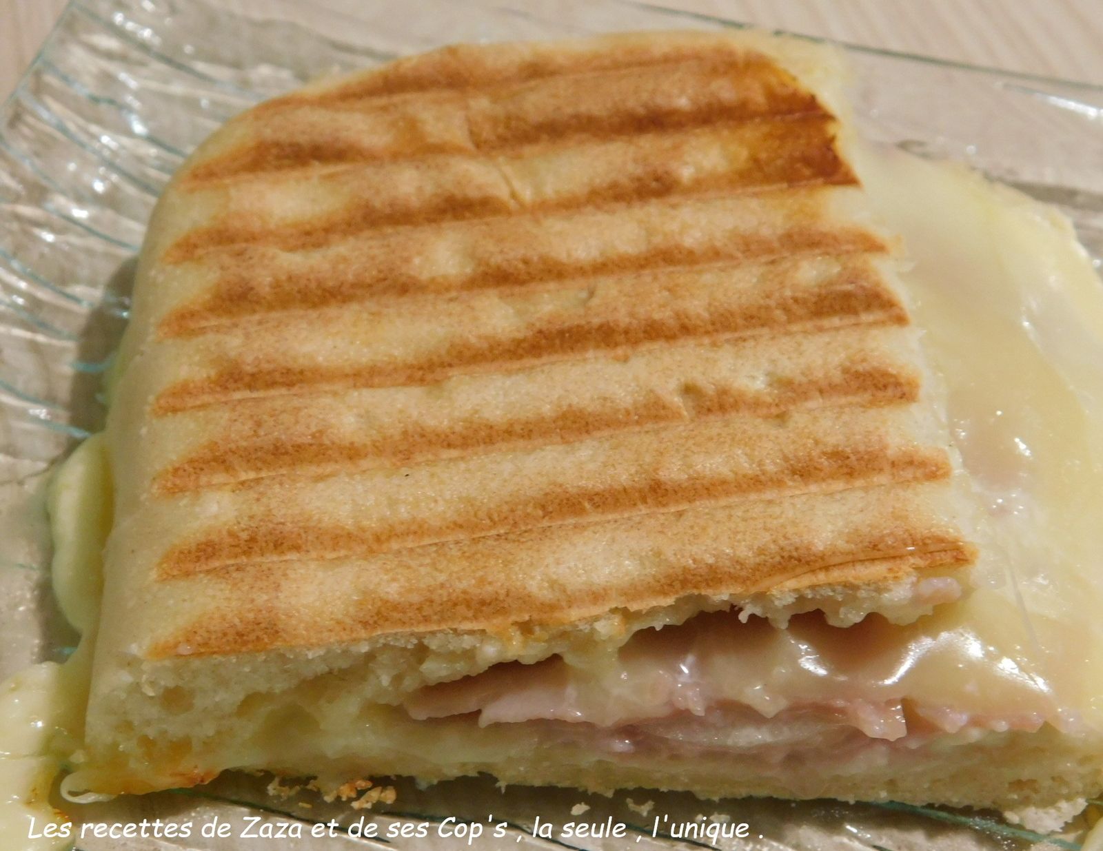 Panini au jambon crû et raclette - Les recettes de Zaza