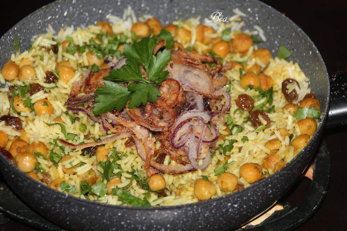 Riz aux épices, aux pois chiches et raisins secs - Les petits plats de Béa