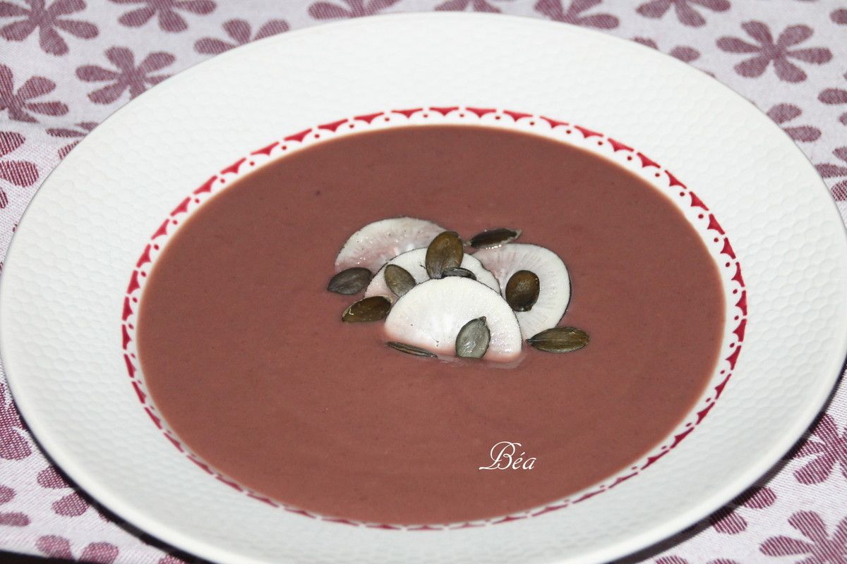Soupe au chou rouge et betteraves rouges - Les petits plats de Béa