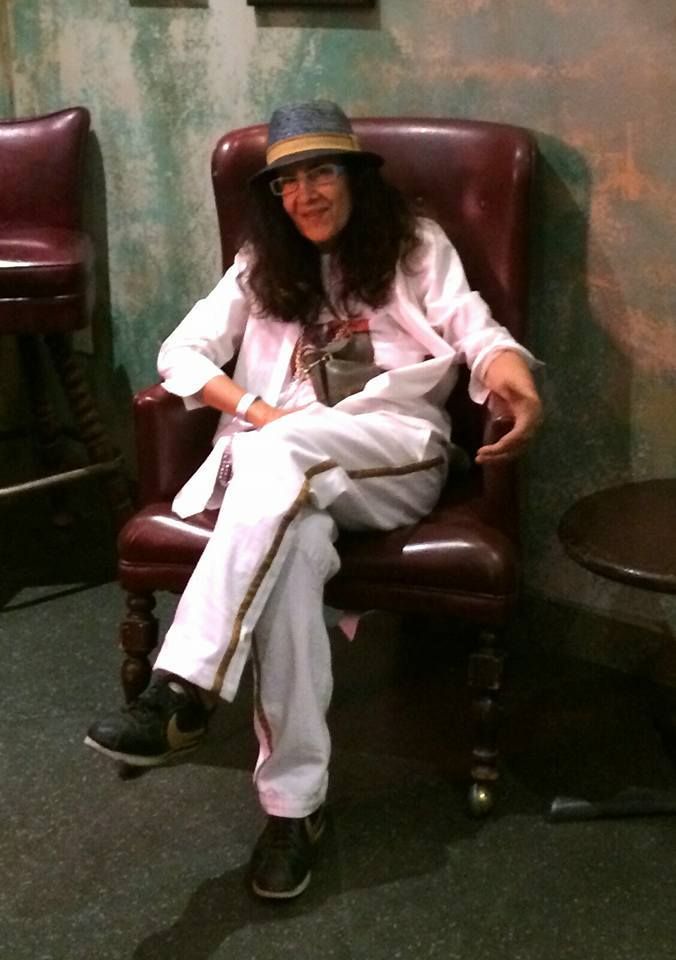 Esther Galil l'invitée d'une exposition de photos a Los Angeles - Star ...