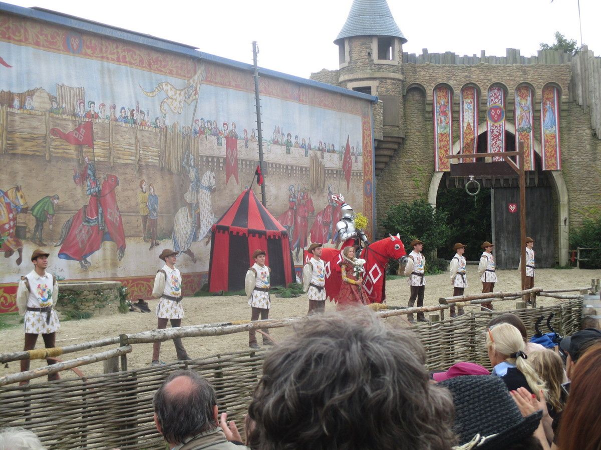 Présentation du Secret de la Lance - Le Puy du Fou, un puit d'Histoire