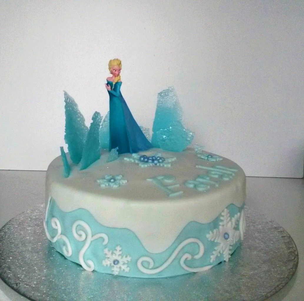 Gâteau Elsa Reine des Neiges - Astuces en sucre