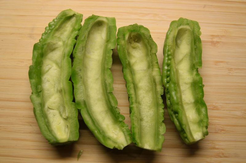 Le goût de la margose : amer. Et alors ? - Au jardin des Quatre Moineaux