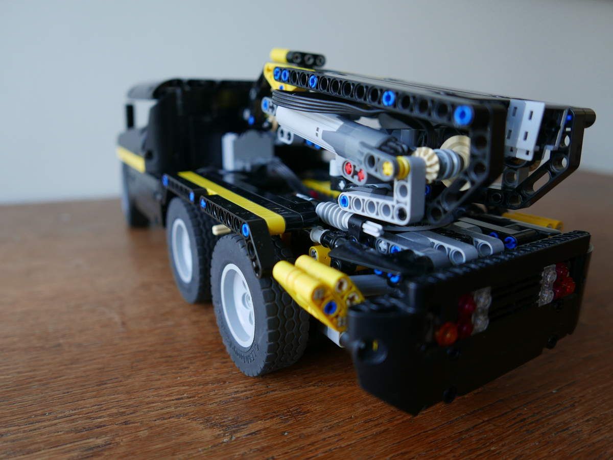 Lego technic Missile Launcher - lesurlego
