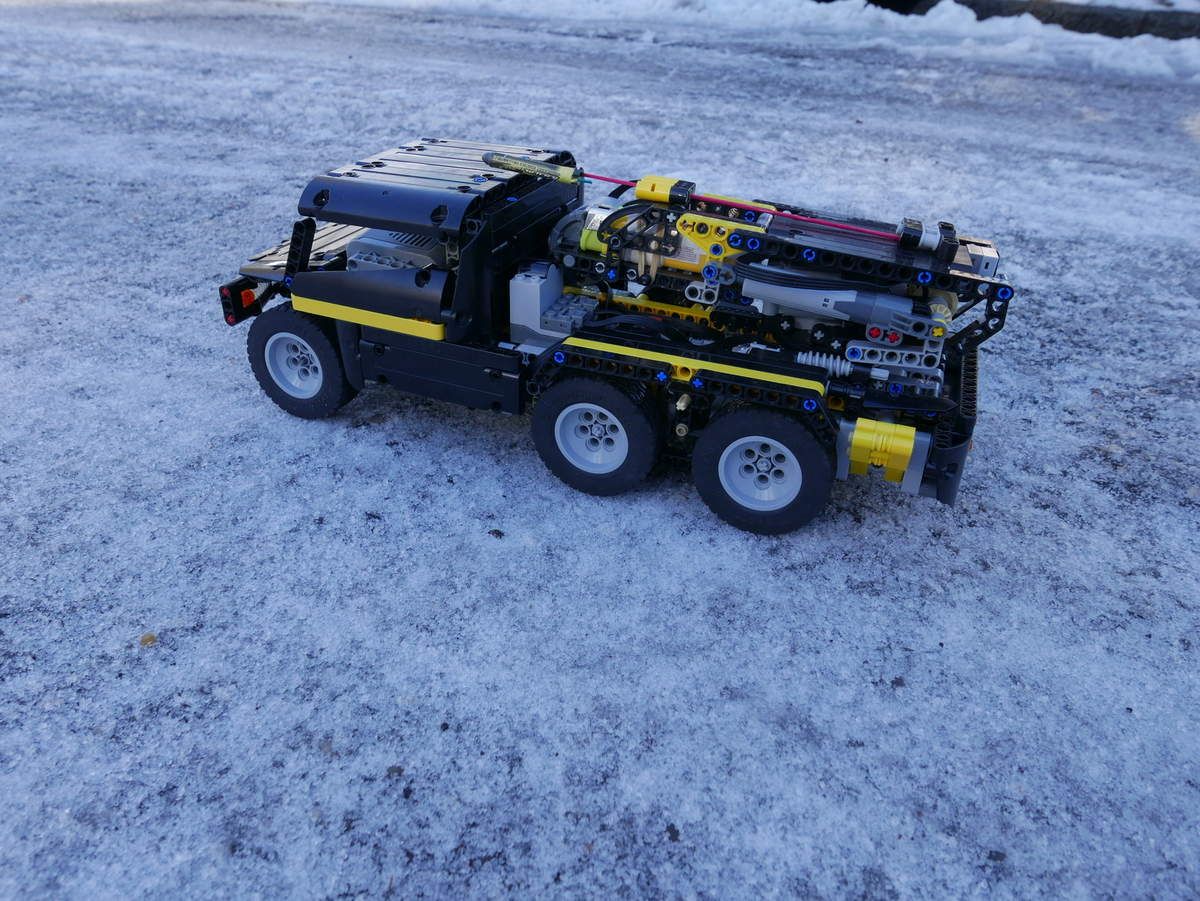 Lego technic Missile Launcher - lesurlego