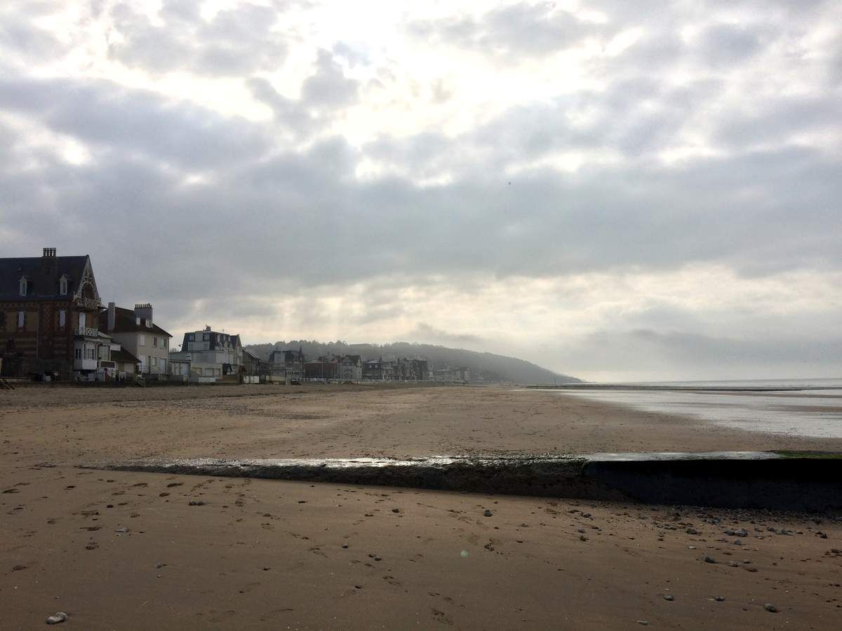 JOLIE NORMANDIE - AMOUR DE CAILLOUX