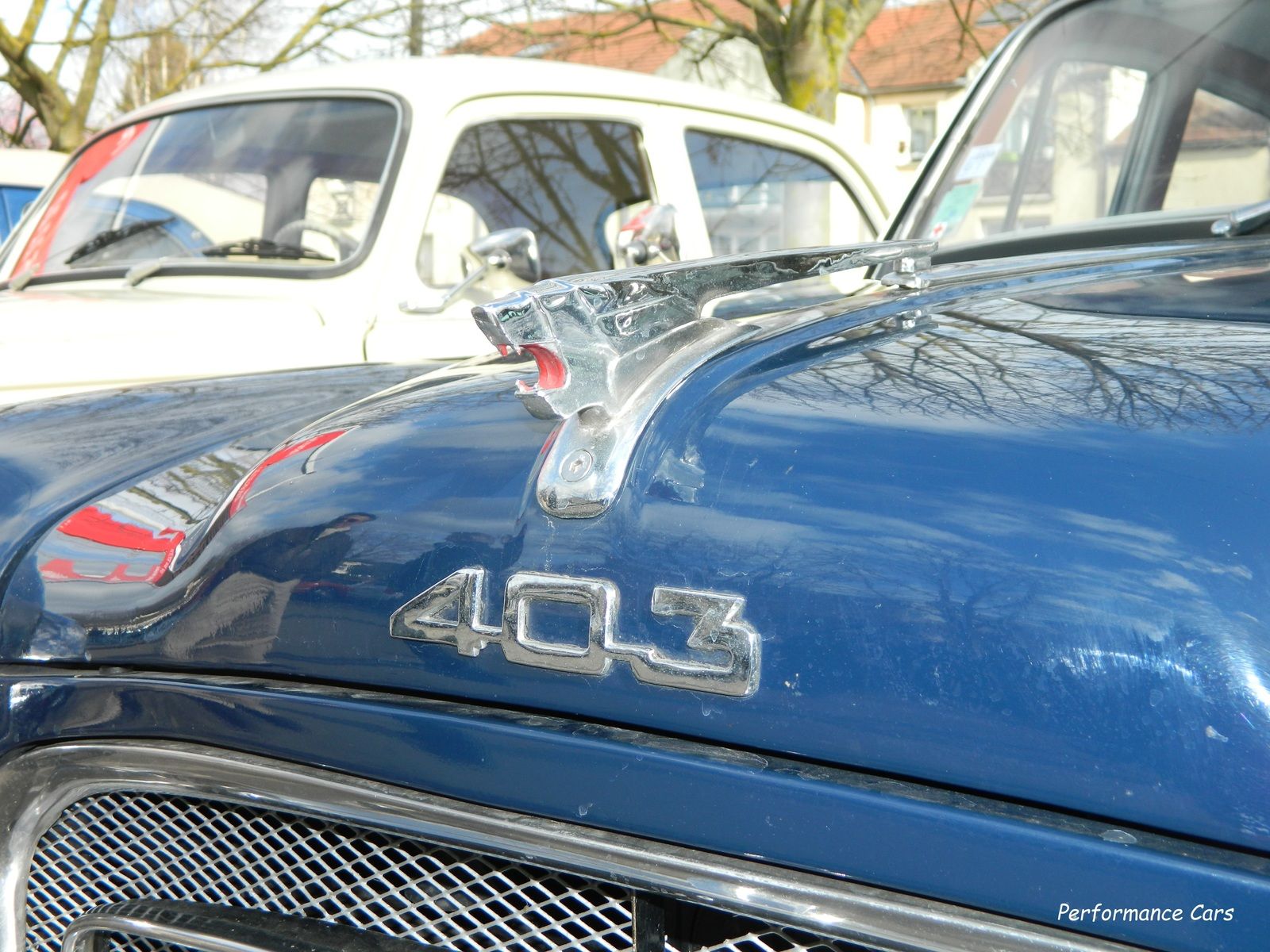 Cab ou pas Cab pour la 403 - Performance Cars