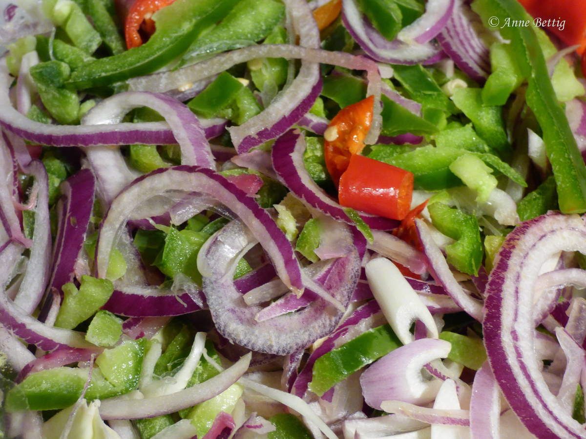 Wok au tofu, curry rouge - La cuisine toute simple de Mamita