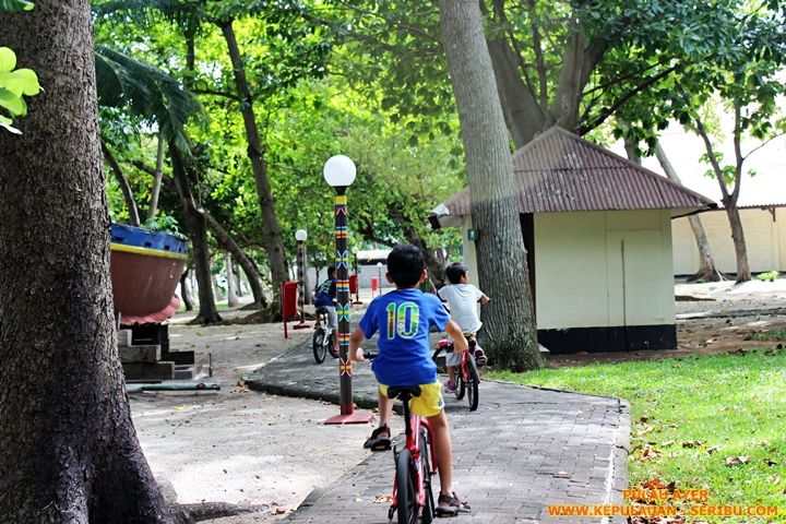 Floating Cottage Pulau Ayer Resort 2020 | Kepulauan Seribu Jakarta ...