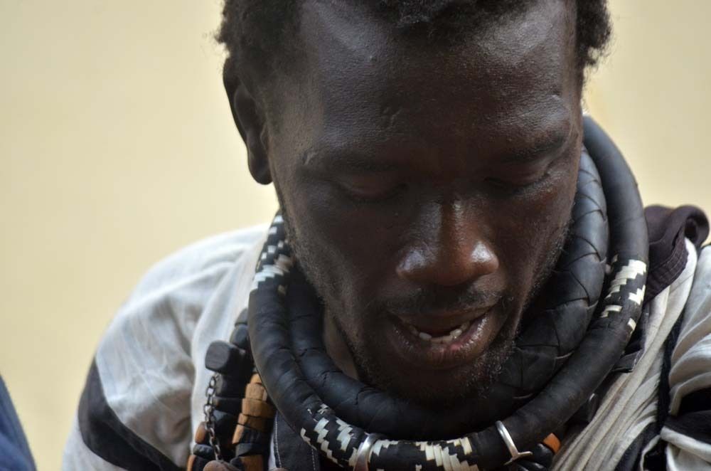 Baye Fall et collier en cuir - DSP-Assane sow