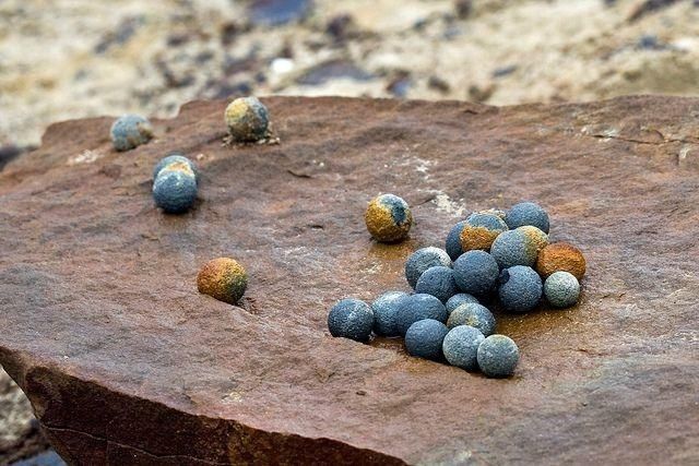 Des sphères géantes comme s'il en pleuvait - énigma