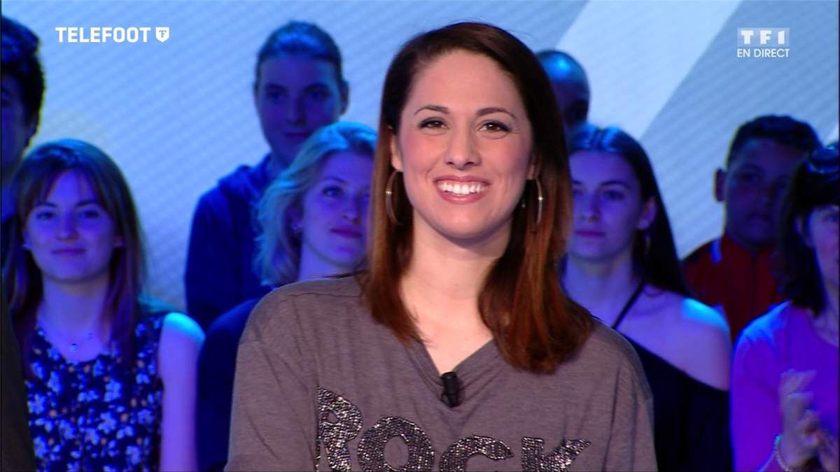 Charlotte Namura-Guizonne Téléfoot TF1 le 08.04.2018 - Les Caps de TomA